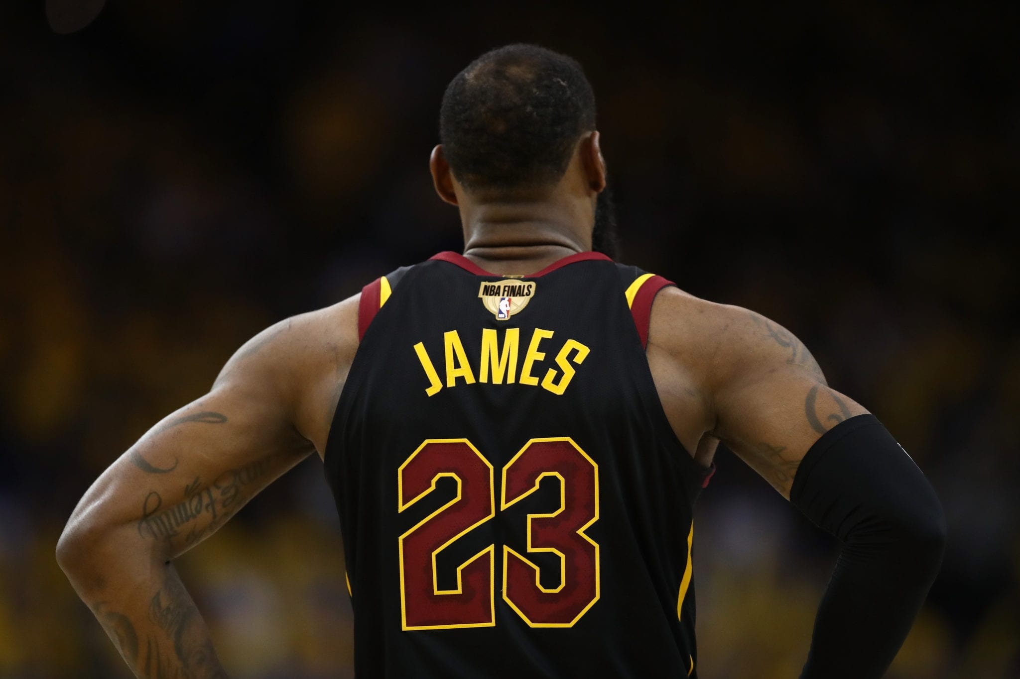 Former Cavs GM Says 76ers Have 'Leg Up' In Signing LeBron Former Cavs GM Says 76ers Have 'Leg Up' In Signing LeBron